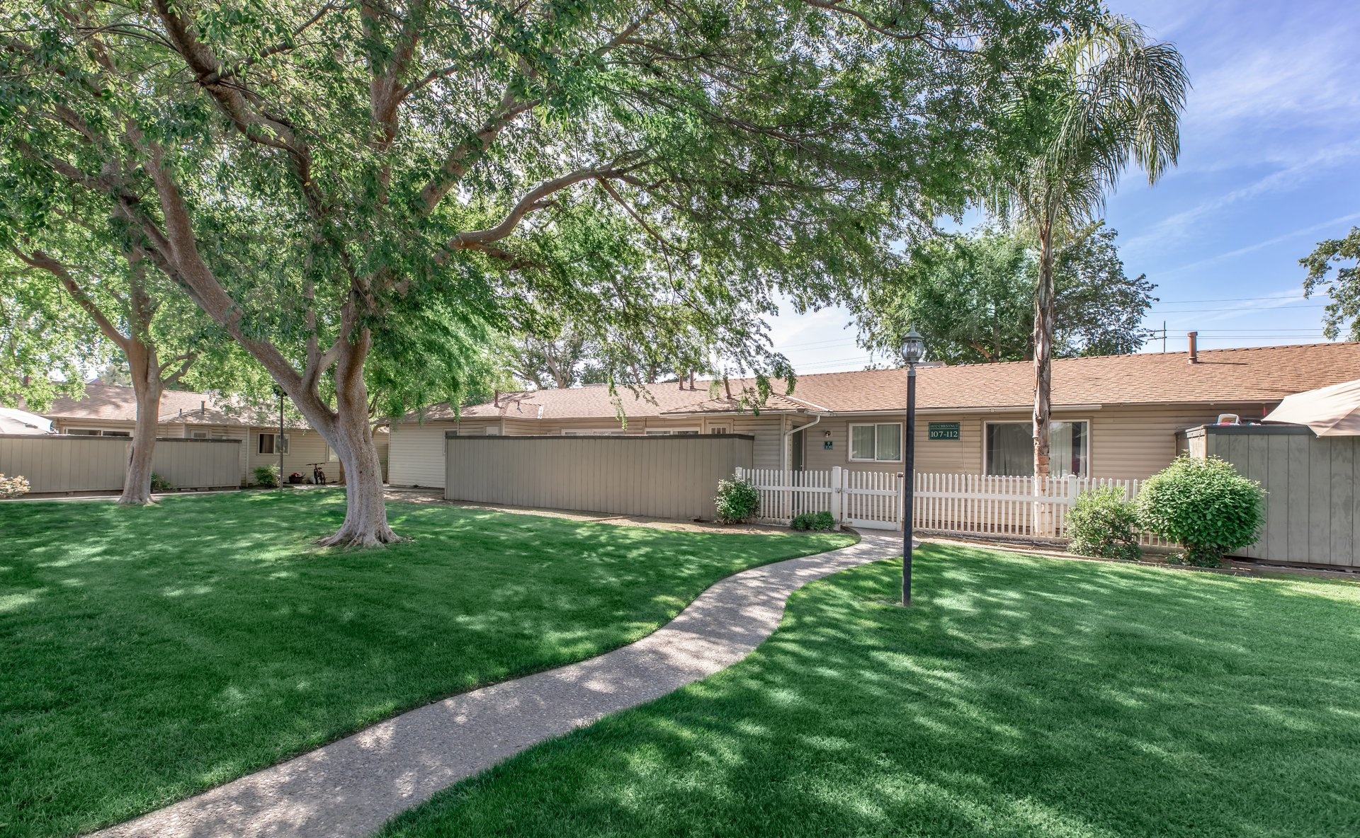 Cypress Point - Apartment Living in Fresno, CA