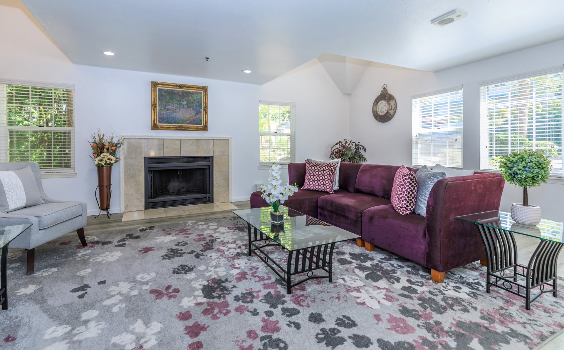 9200 Redmond Place - Apartment Living in Redmond, WA