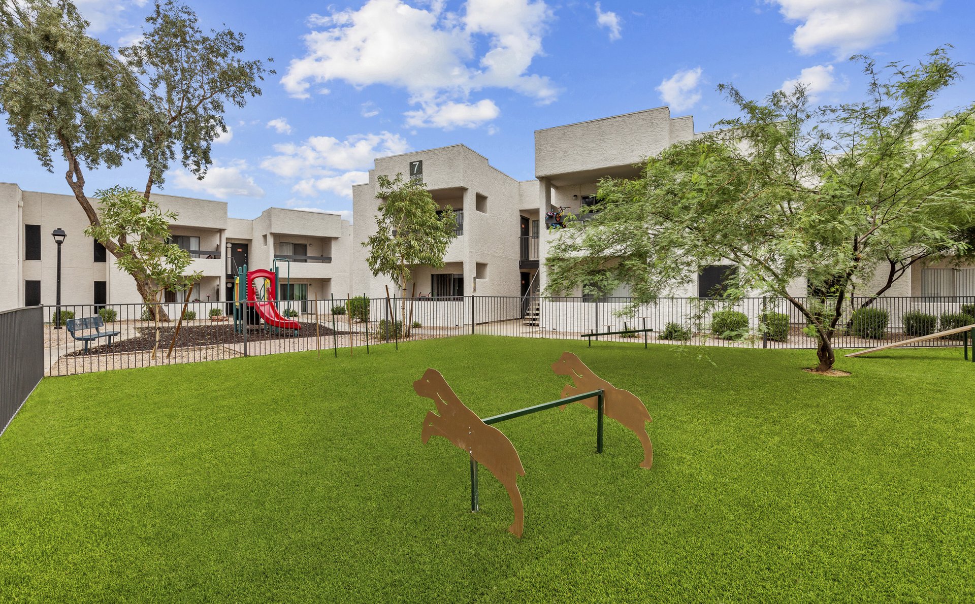 Tides on 27th - Apartment Living in Phoenix, AZ